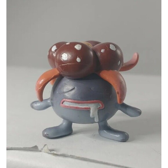 Toys | Vintage Tomy Cgtsj Nintendo Pokemon Gloom Minifigure 199s Catch ...